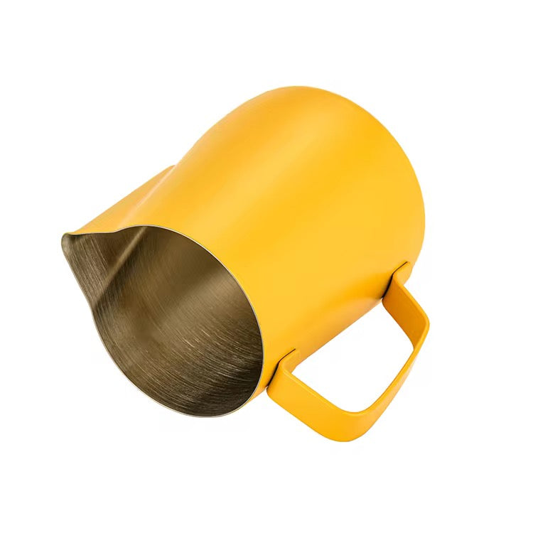 12OZ Yellow Pitcher – CasadelBarista